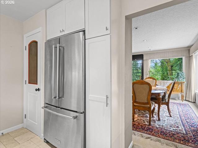 934 SW Cheltenham St, Portland, OR 97239 | MLS #748659