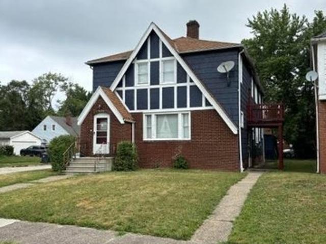 934 Ravine Dr, Cleveland Heights, OH 44112