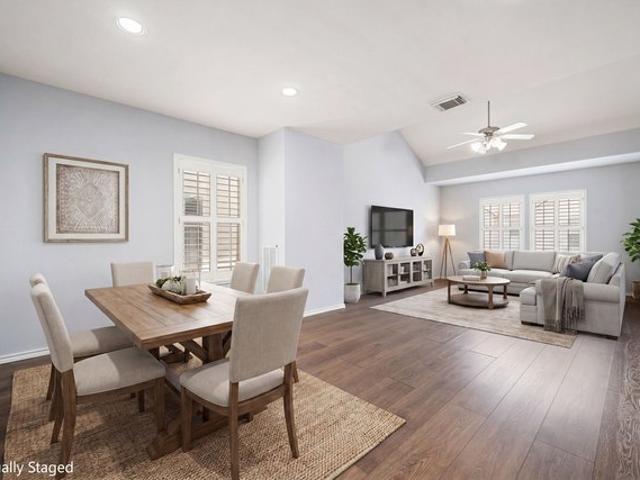 934 W Heights Hollow Ln, Houston, TX 77007