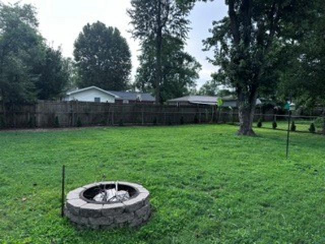 934 Temple Ct