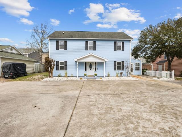 934 Tiffany Ln