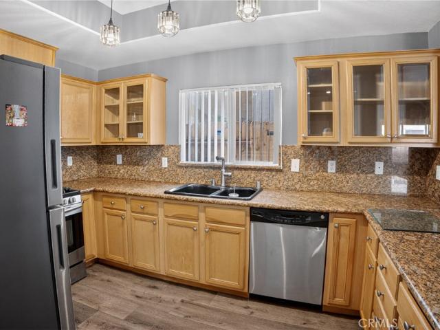 9354 Burnet 105