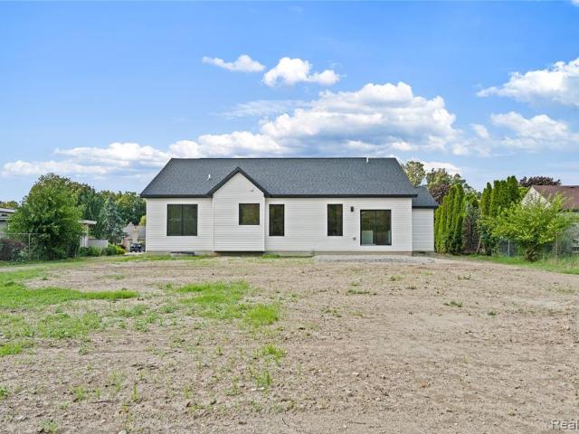 9355 Highland Drive