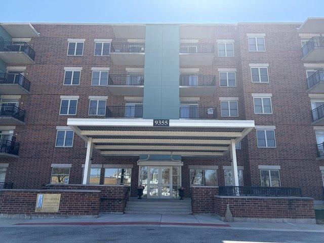 9355 Irving Park Rd Apt 402, Schiller Park, IL 60176