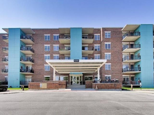 9355 Irving Park Rd Apt 307, Schiller Park, IL 60176