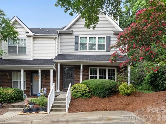 9357 Glenwater Dr, Charlotte, NC 28262
