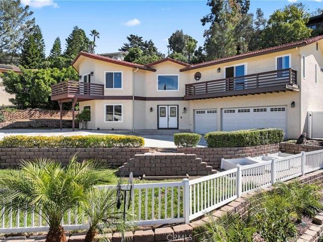 9357 Golondrina Dr, La Mesa, CA 91941