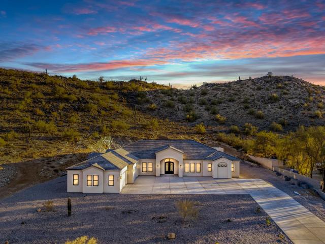 9357 w canyon verde drive