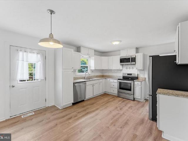 9359 Paradise Road