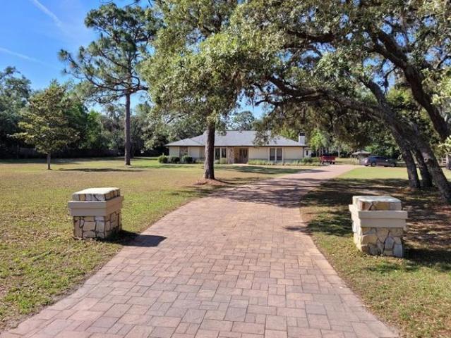 9350 Elida Rd, Spring Hill, FL 34608