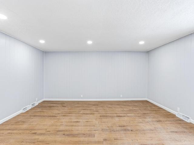 9350 Roy Road