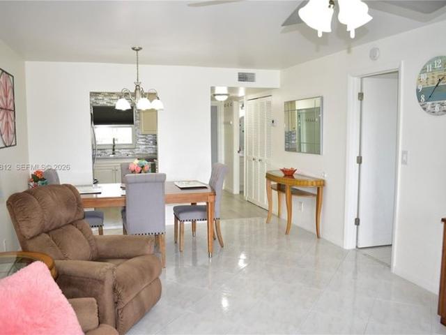 9350 Sunrise Lakes Blvd Apt 307, Sunrise, FL 33322