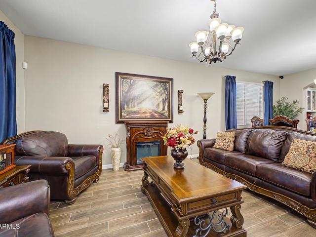9350 W Medlock Dr, Glendale, AZ 85305 | MLS #7002