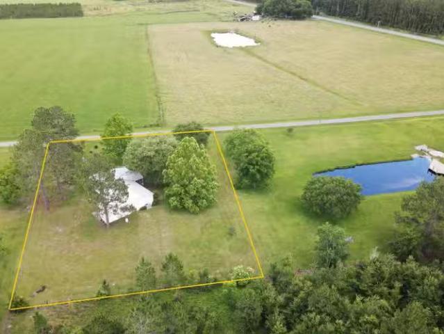 9351 NW 102ND LN, LAKE BUTLER, FL 32054 Single Family Residenc.