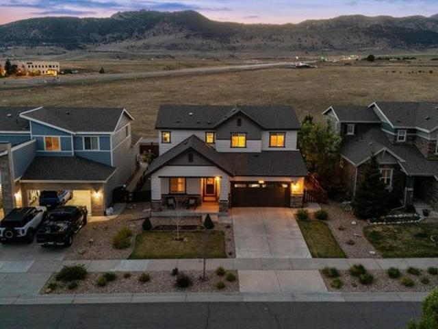 9353 Iron Mountain Way, Arvada, CO 80007
