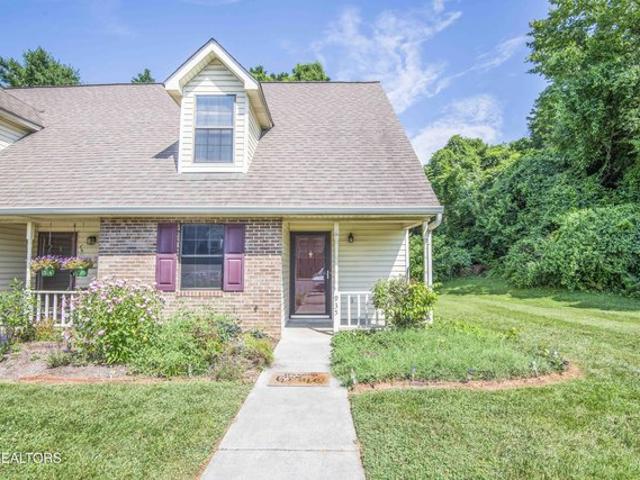 935 Chip Cove Ln, Knoxville, TN 37938