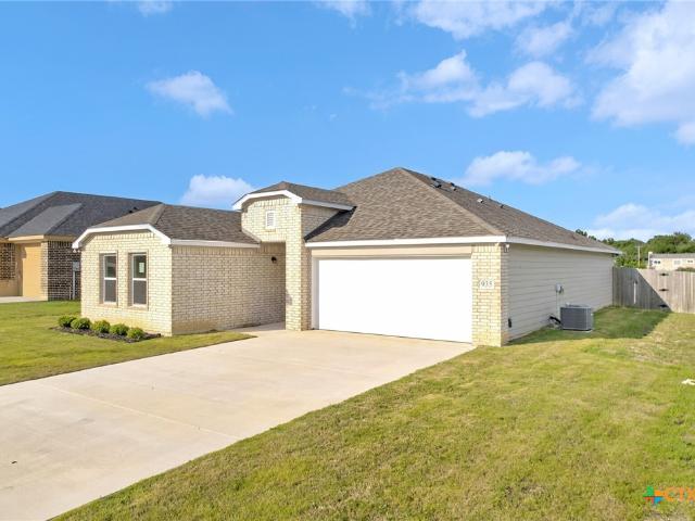 935 Antelope Trail