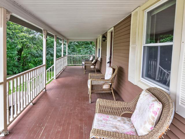 935 Altamont Voorheesville Road
