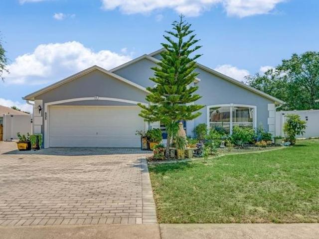 935 Arbor Hill Cir, Minneola, FL 34715