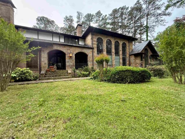 935 Brookridge Drive