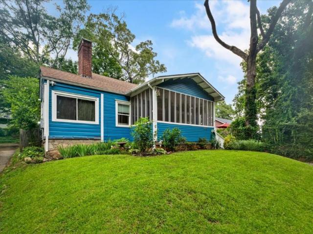 935 Deckner Avenue SW