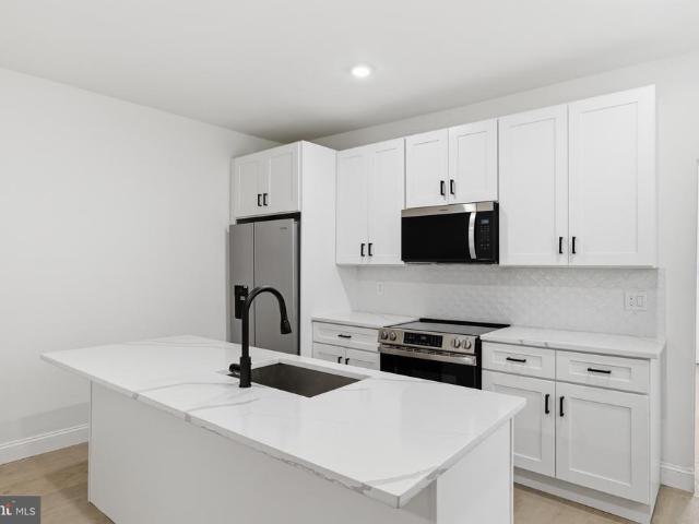 935 E Passyunk Avenue # 3