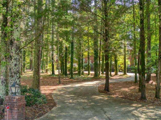 935 Jeff Road