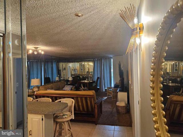 935 Ocean Avenue # 300
