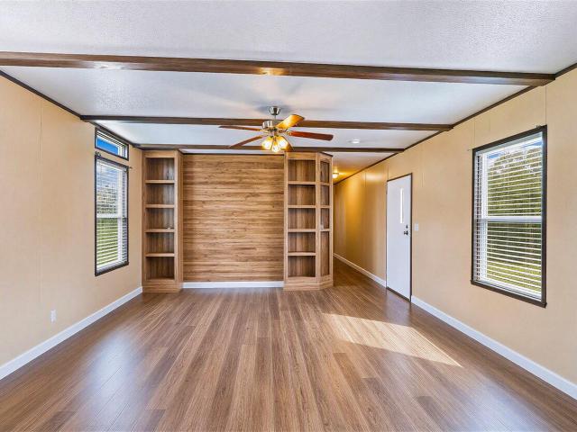 935 Lower Red Rock Rd