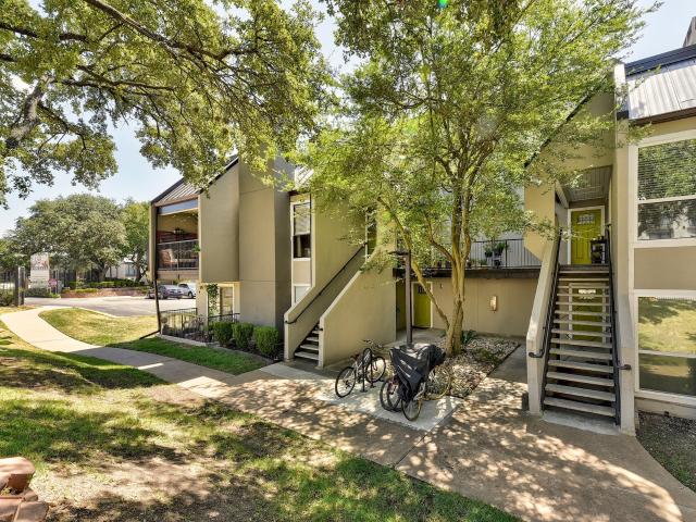 935 La Posada Dr, Unit 213, Austin, TX 78752 | MLS #9704