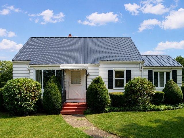 935 Marshall Dr, Mill Creek, PA 16505