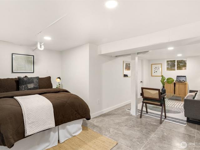 935 N 92nd St, Seattle, WA 98103 | MLS #2492