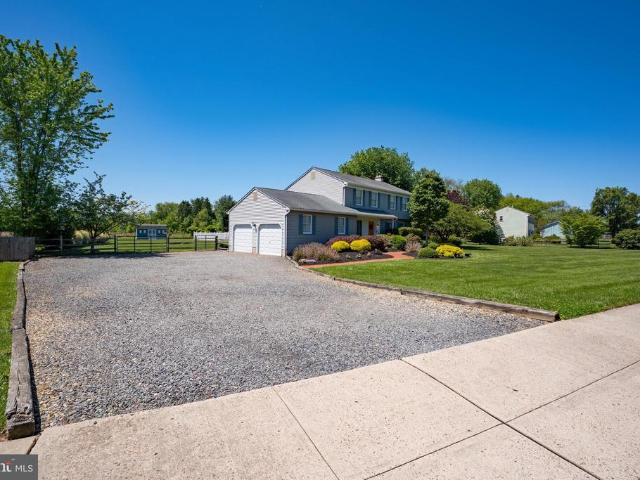 935 N Island Road