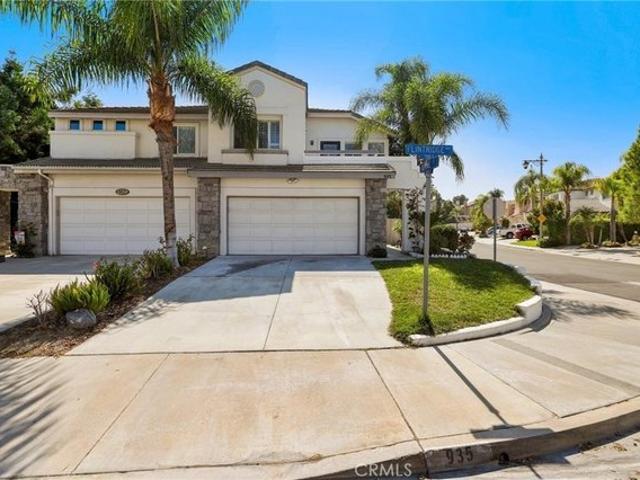935 S Flintridge Way, Anaheim, CA 92808