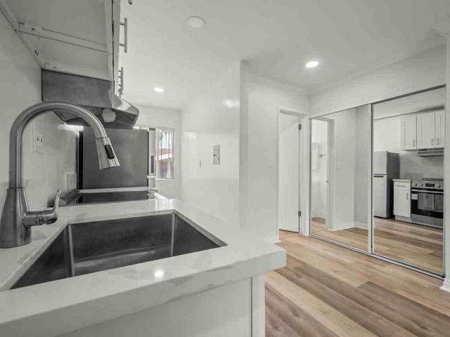 935 S Mariposa Ave Studio Apartment for Rent at 935 S Mariposa Ave, Los Angeles, CA 90006 Wilshire Center Koreatown