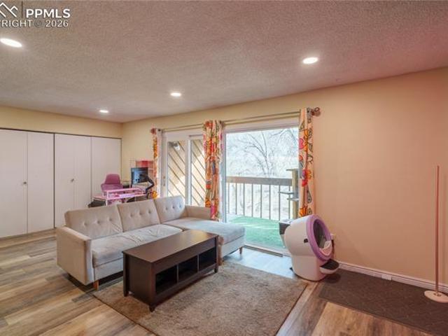 935 Saturn Drive
