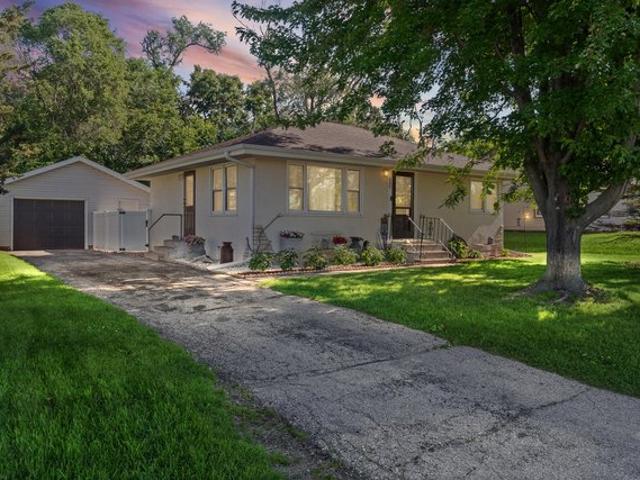 935 Wilson St, Onalaska, WI 54650