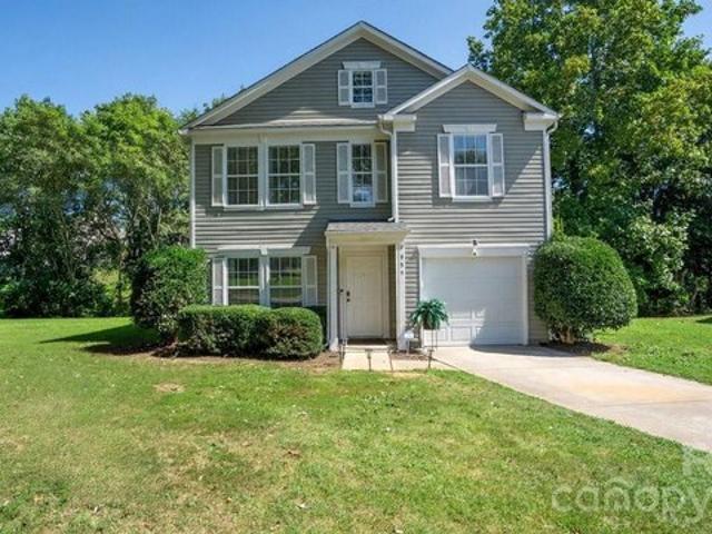 935 Torsion Ln, Clover, SC 29710