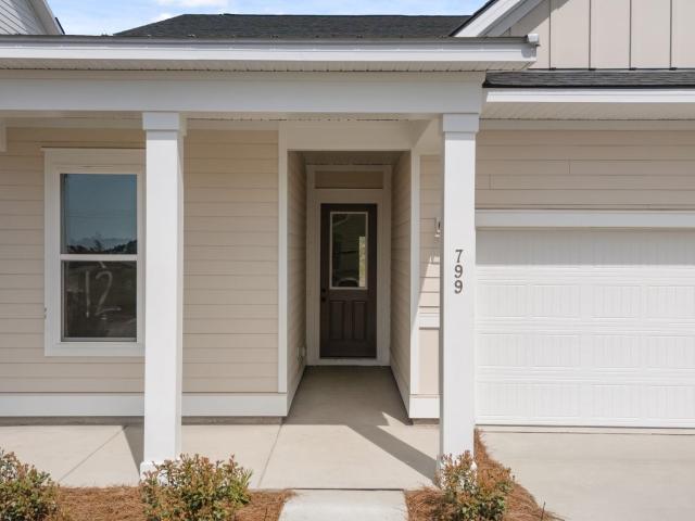 935 Triton Ave