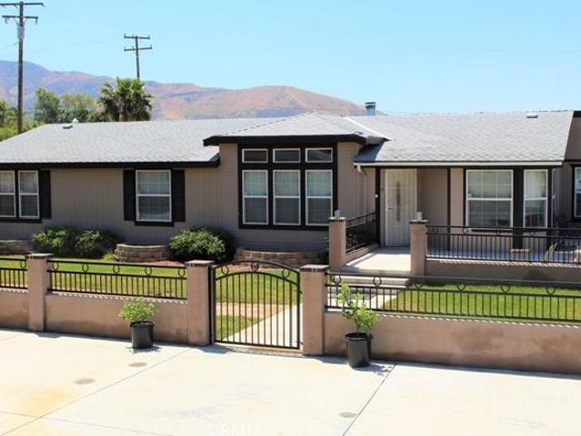 9365 Amethyst Ave, Mentone, CA 92359