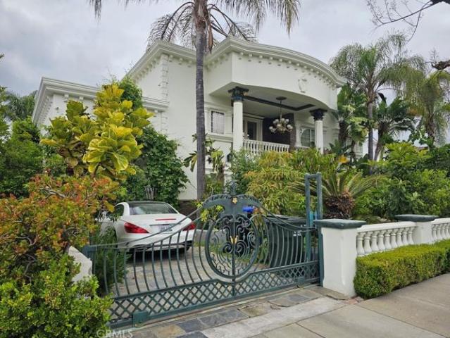 9365 Gallatin Rd, Downey, CA 90240