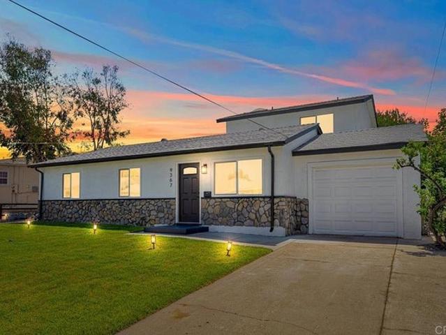 9367 DE Camp Dr, La Mesa, CA 91942
