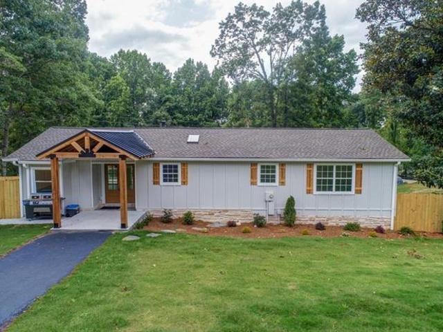 9360 Ann Harbor Dr, Gainesville, GA 30506
