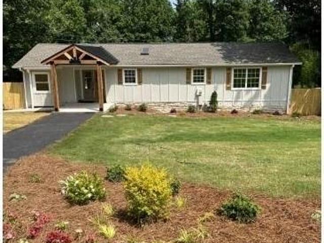 9360 Ann Harbor Dr, Gainesville, GA 30506