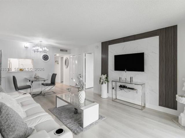 9360 Lime Bay Blvd Apt 202, Tamarac, FL 33321