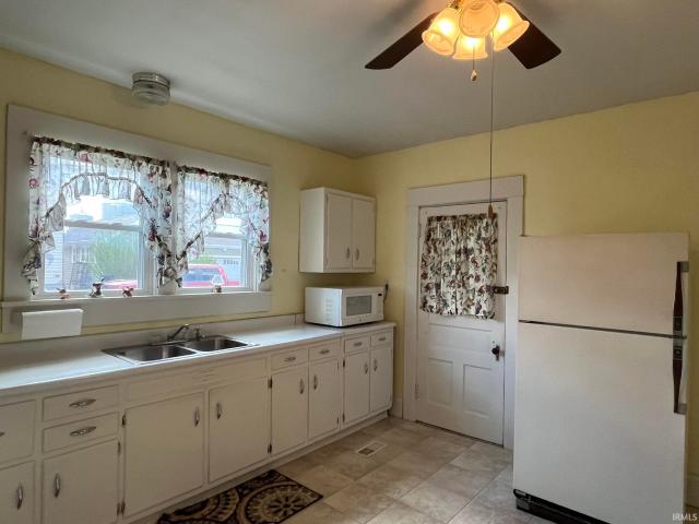 9360 S 300 E Road