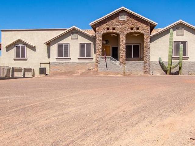 9360 W Saddlehorn Rd, Peoria, AZ 85383