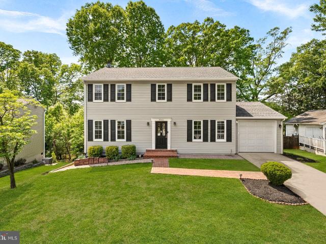 9361 Tartan View Dr, Fairfax, VA 22032 | MLS #VAFX2302