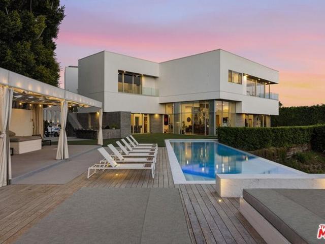 9362 Nightingale Dr, Los Angeles, CA 90069