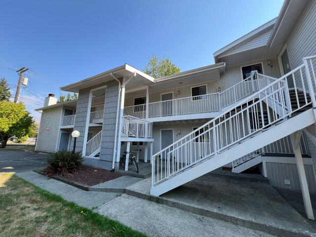 936 24th Street